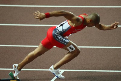 The Start in the 400 hurdles - Hurdles First
